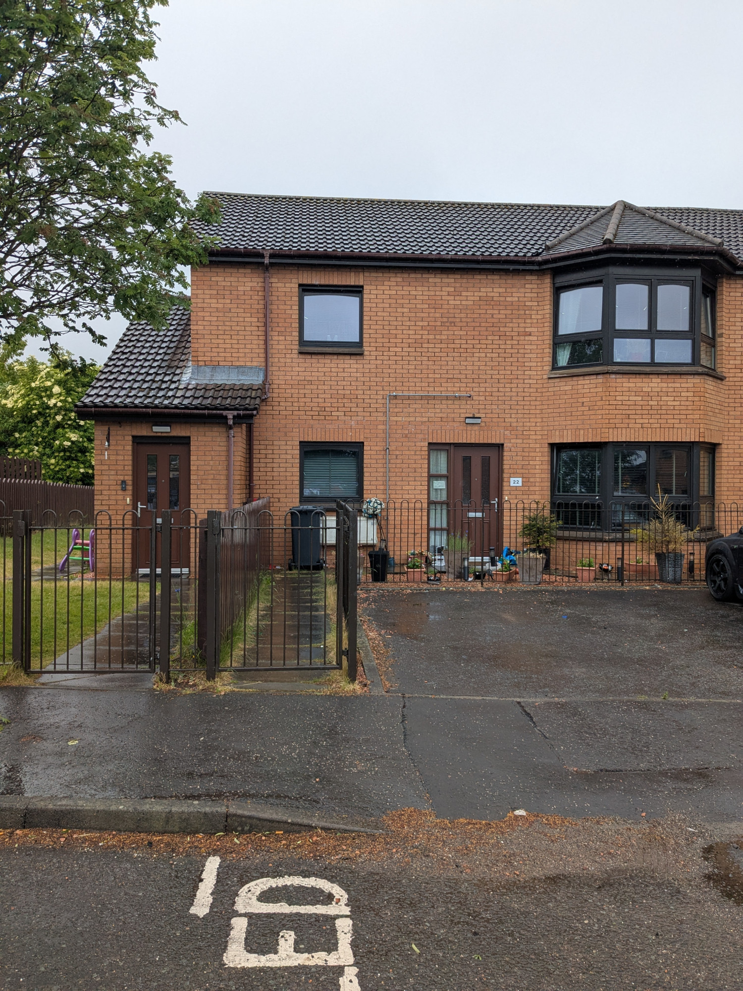 2 bedroom 1st floor flat without lift in Mid Craigie, Dundee - These Homes