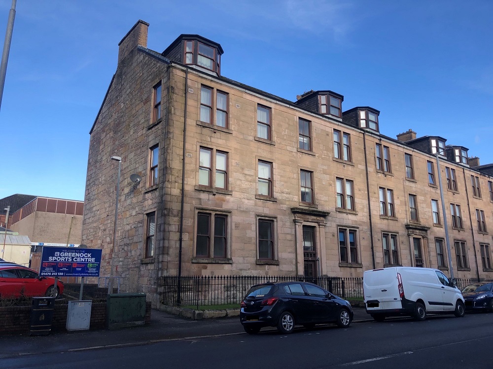 2 bedroom tenement flat in Greenock West, Inverclyde - These Homes